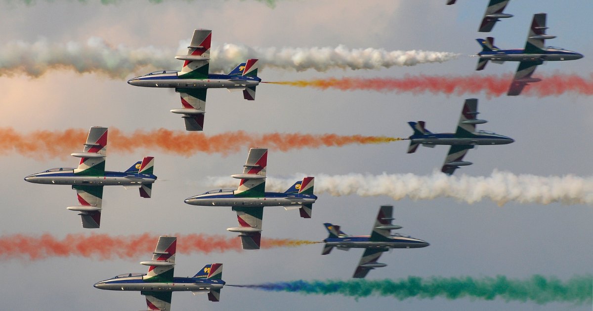 Pad aviona grupe Frecce Tricolori, poginulo dete na zemlji - Aero Telegraf