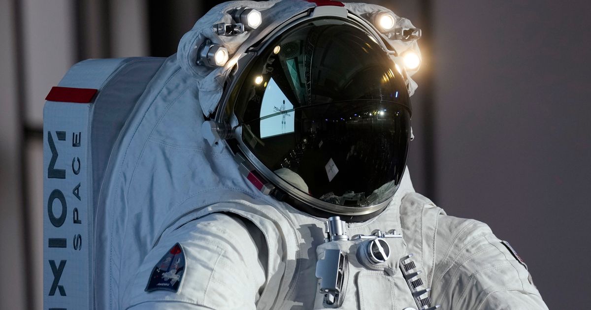 Prada predstavila svemirska odela za Nasine astronaute, zašto je bitno ...