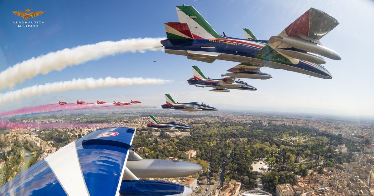 Spektakularni prizori iznad Rima: Dve čuvene akro-grupe zajedno na nebu ...