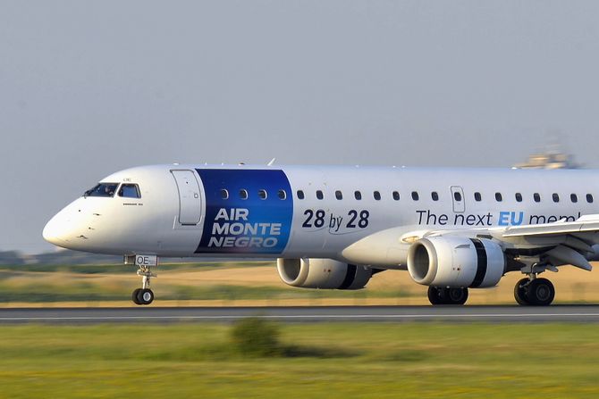 Air Montenegro otkupio Embraer E195 4O-AOE: Treći avion prešao u ...